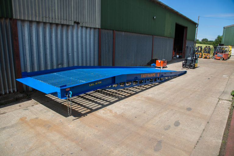 Features of the mobile container loading ramps from Easyramps